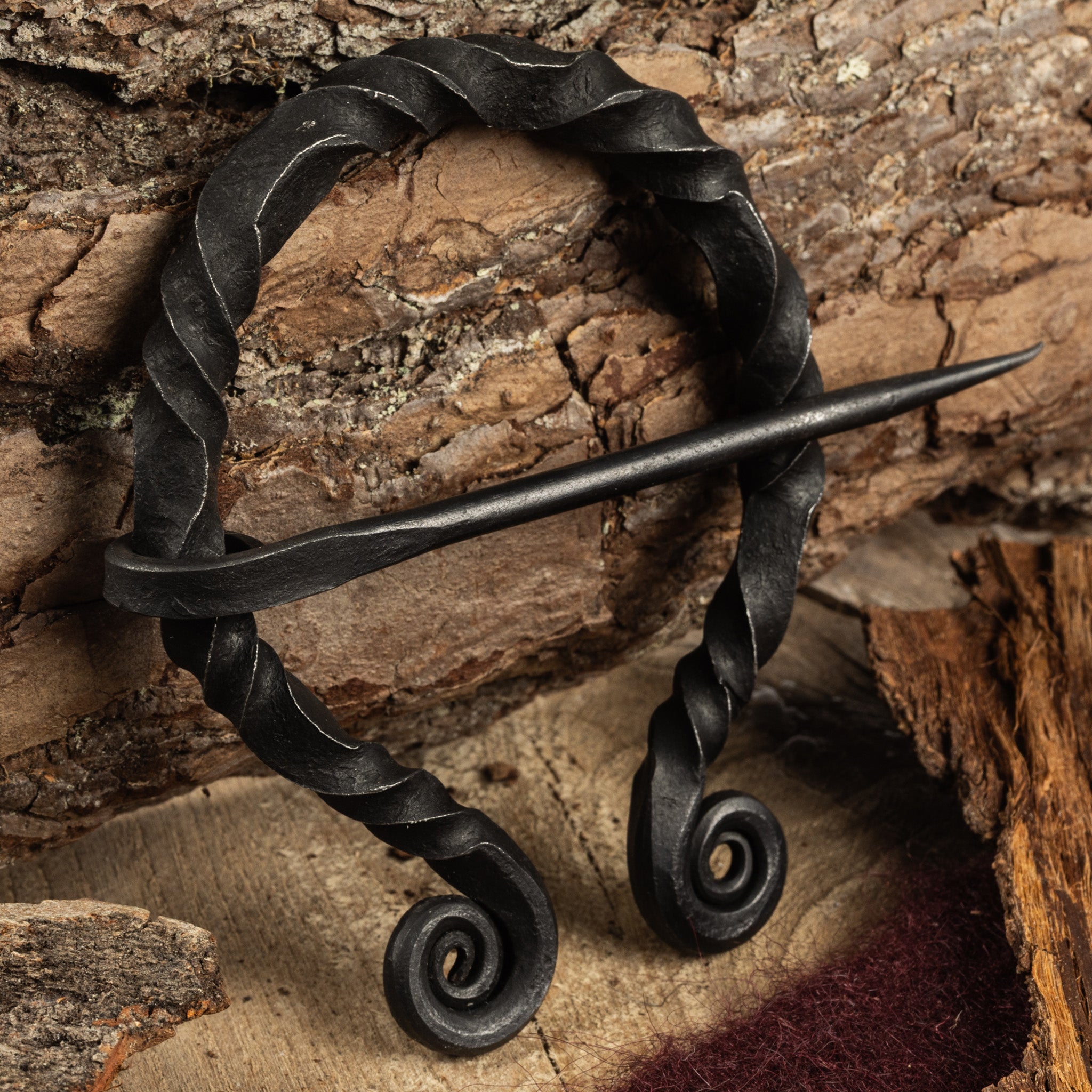 Iron Fibula, Oval, 90 mm – Grimfrost Intl