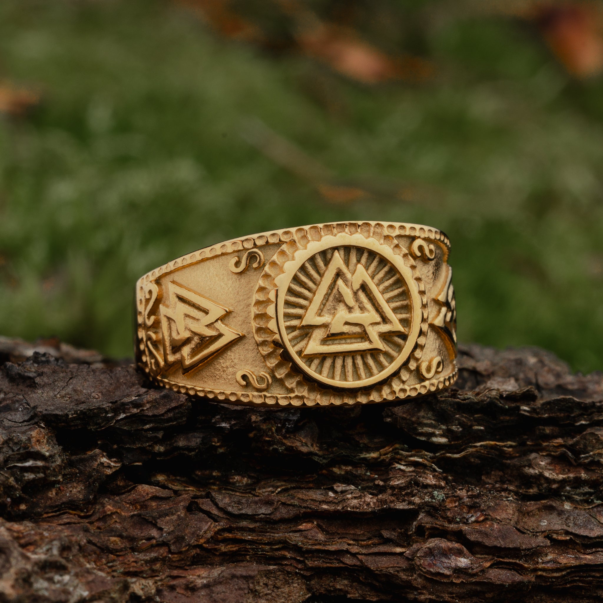 Valknut Ring, Gold Plated – Grimfrost Intl